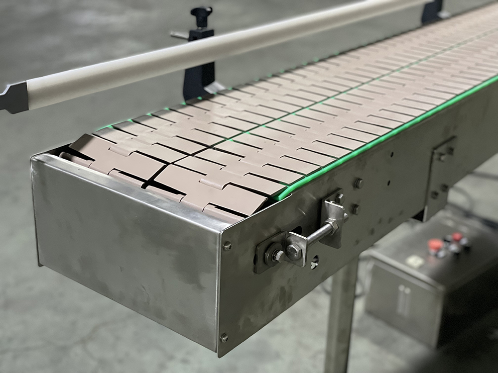 Plastic Slat Belt Conveyor In Stainless Steel Frame | Yifan Conveyor